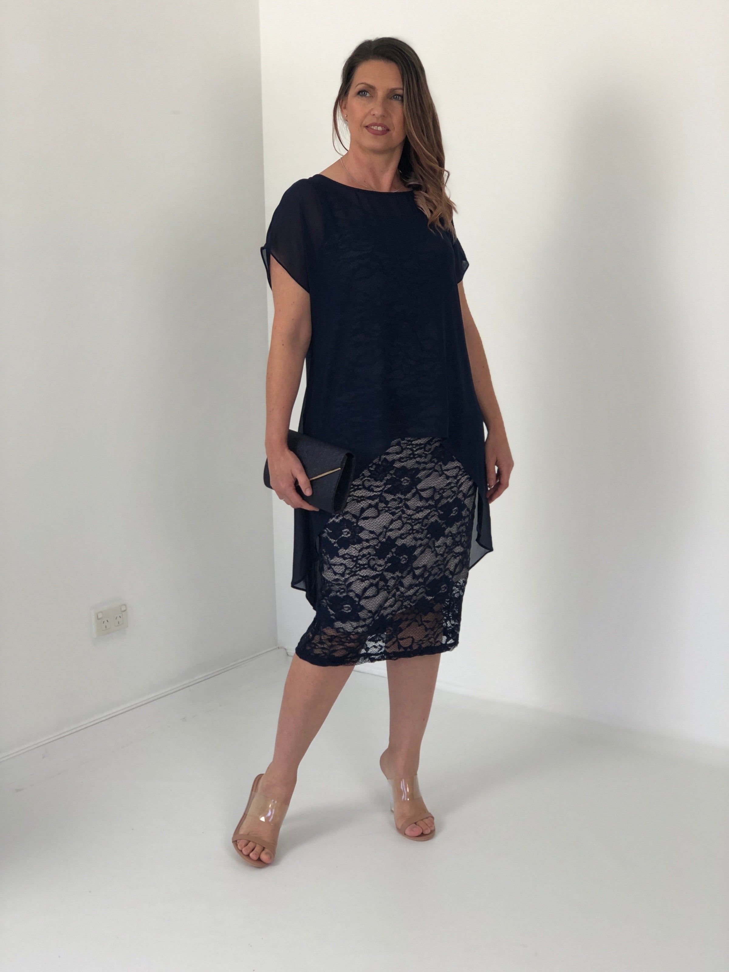 Hulston Sand/Navy Evening 2 Piece Set – Dressxox